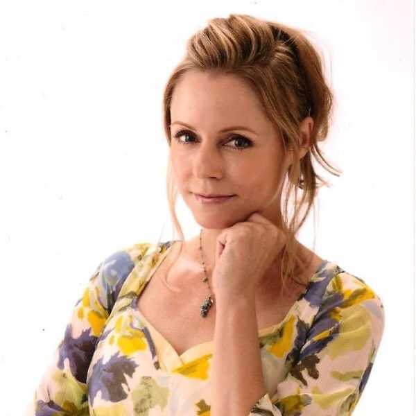 Shelley Sweeney - Geinokai BIJ Big In Japan